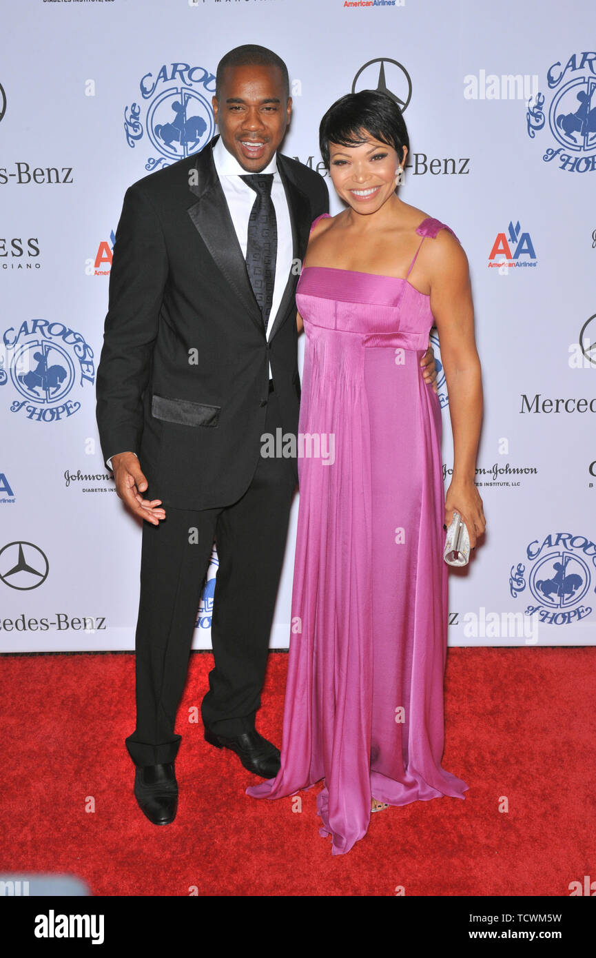 LOS ANGELES, CA. October 25, 2008: Tisha Campbell-Martin & husband ...