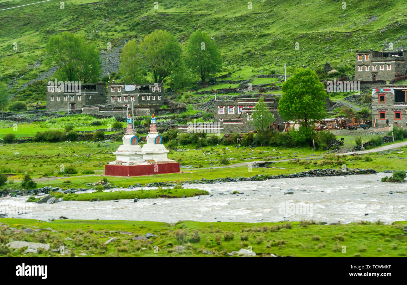 Natural Scenery of Xindu Bridge Tibetan Area in Tagong, Sichuan Stock ...