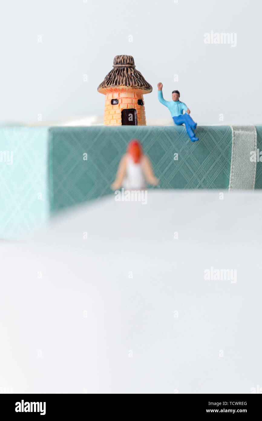 People who look across each other Stock Photo - Alamy