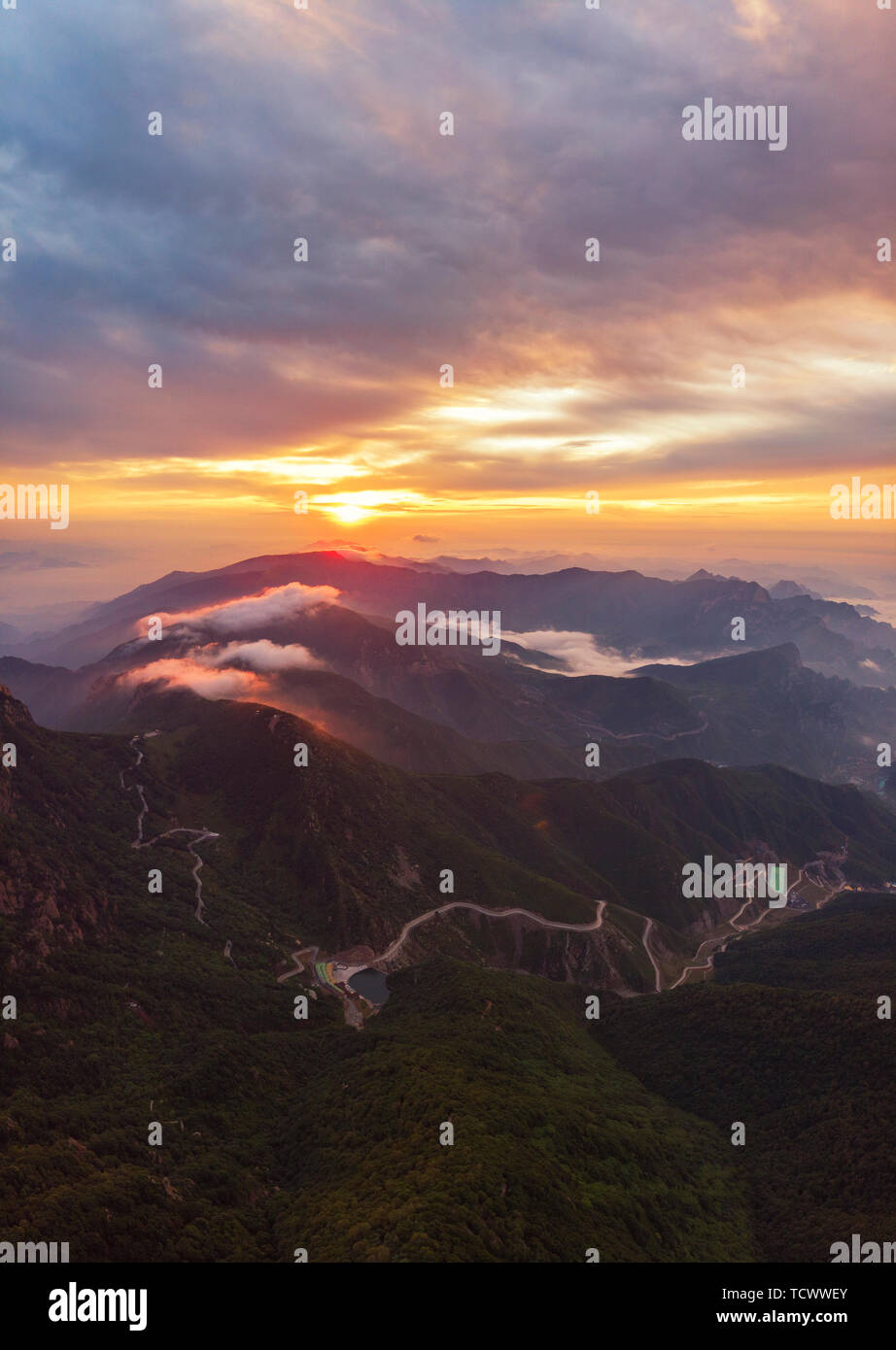 Baihua Mountain in Mentougou, Beijing, this is what I think is the best ...