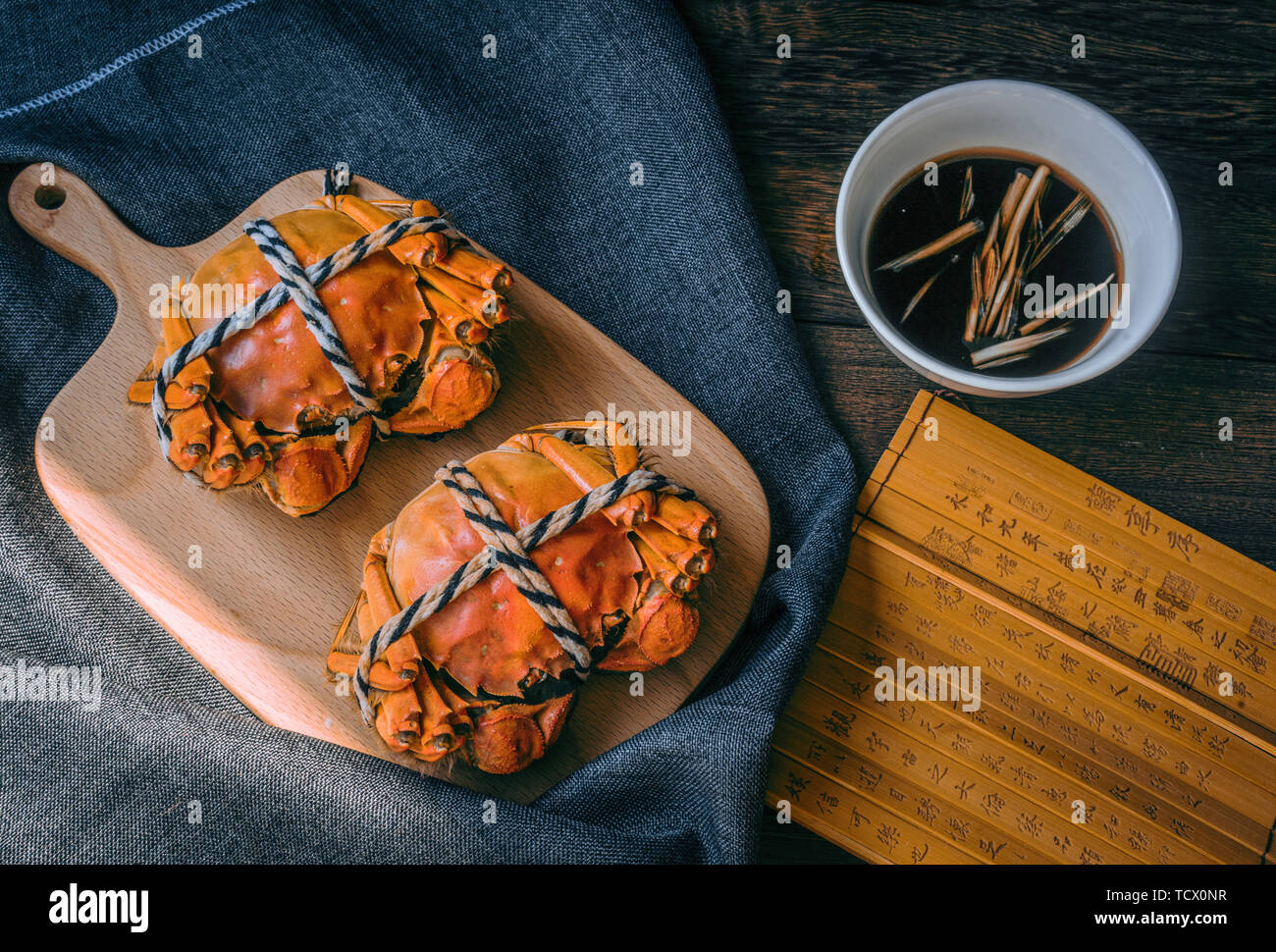 Fat and delicious hairy crabs Stock Photo - Alamy