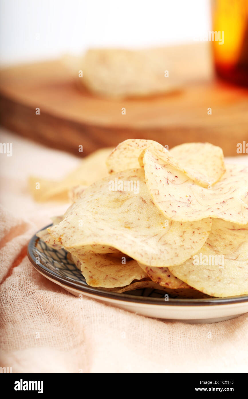 Gourmet crisps hi-res stock photography and images - Alamy