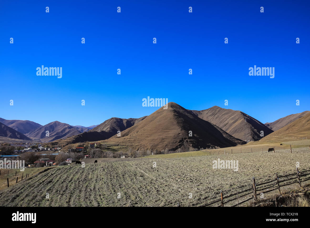 Fold mountainous plateau viewing platform Stock Photo - Alamy