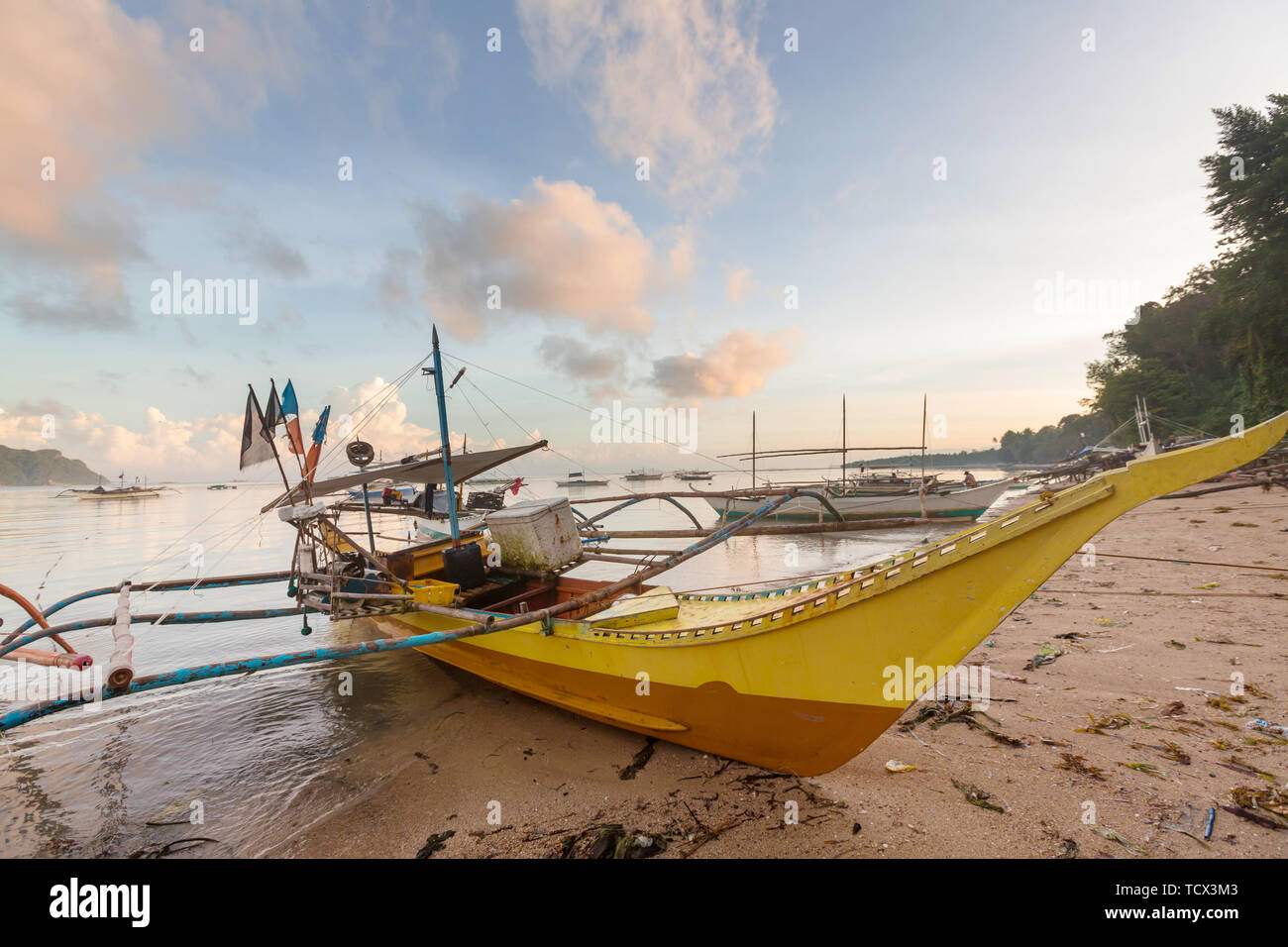 Traditional Philippino boat in the sea, Palawan island, Philippines ...