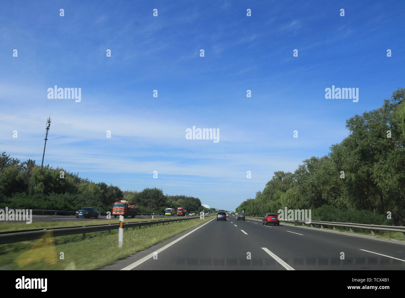 Asphalt expressways hi-res stock photography and images - Alamy