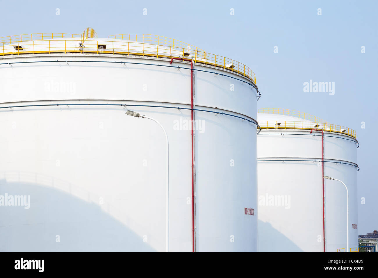 Two oil tanks hi-res stock photography and images - Alamy