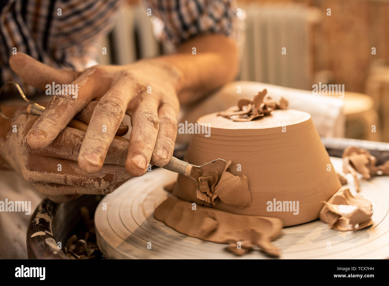 Accurate work hi-res stock photography and images - Alamy