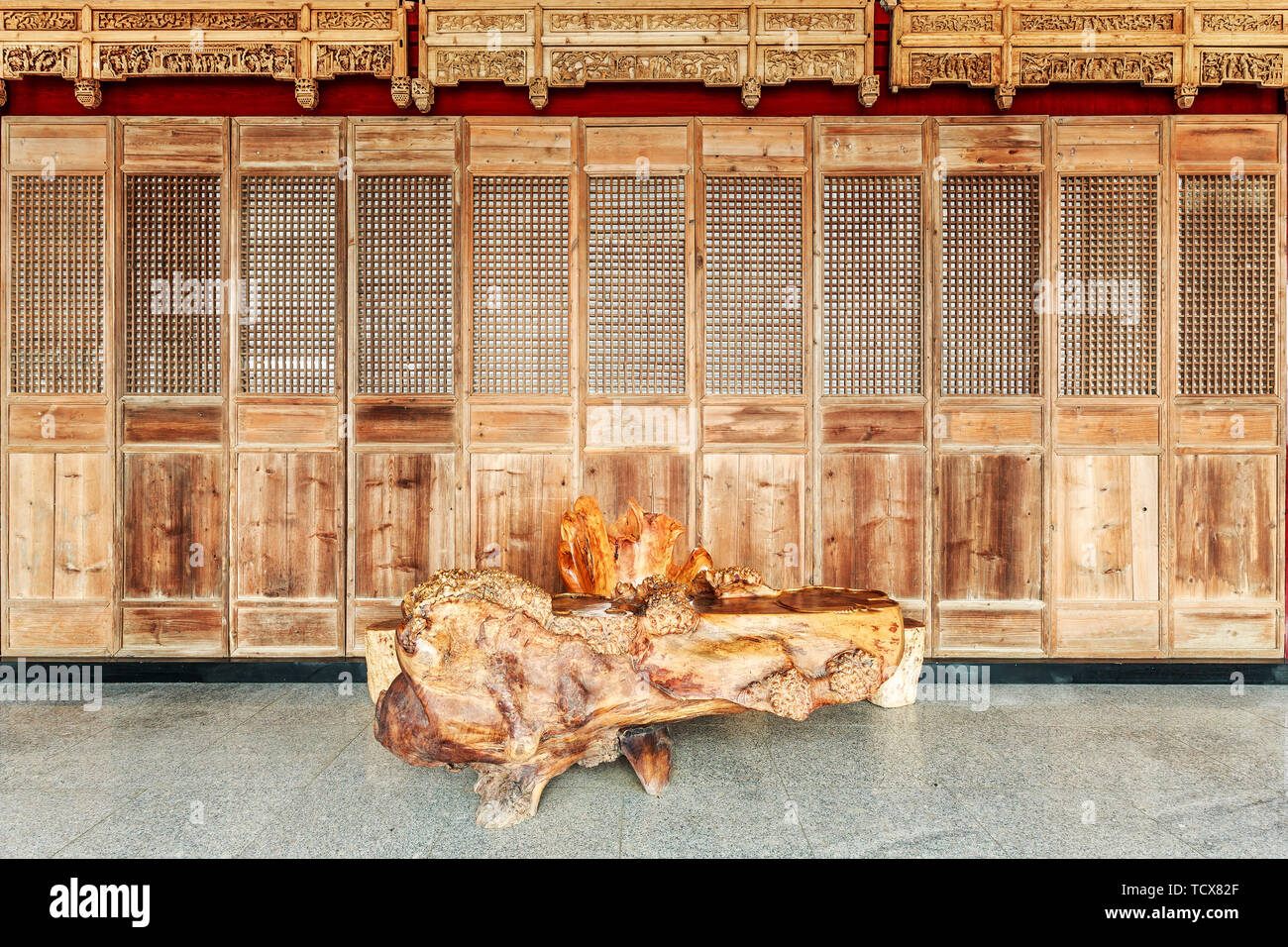 Chinese hollowed-out doors and windows Stock Photo - Alamy