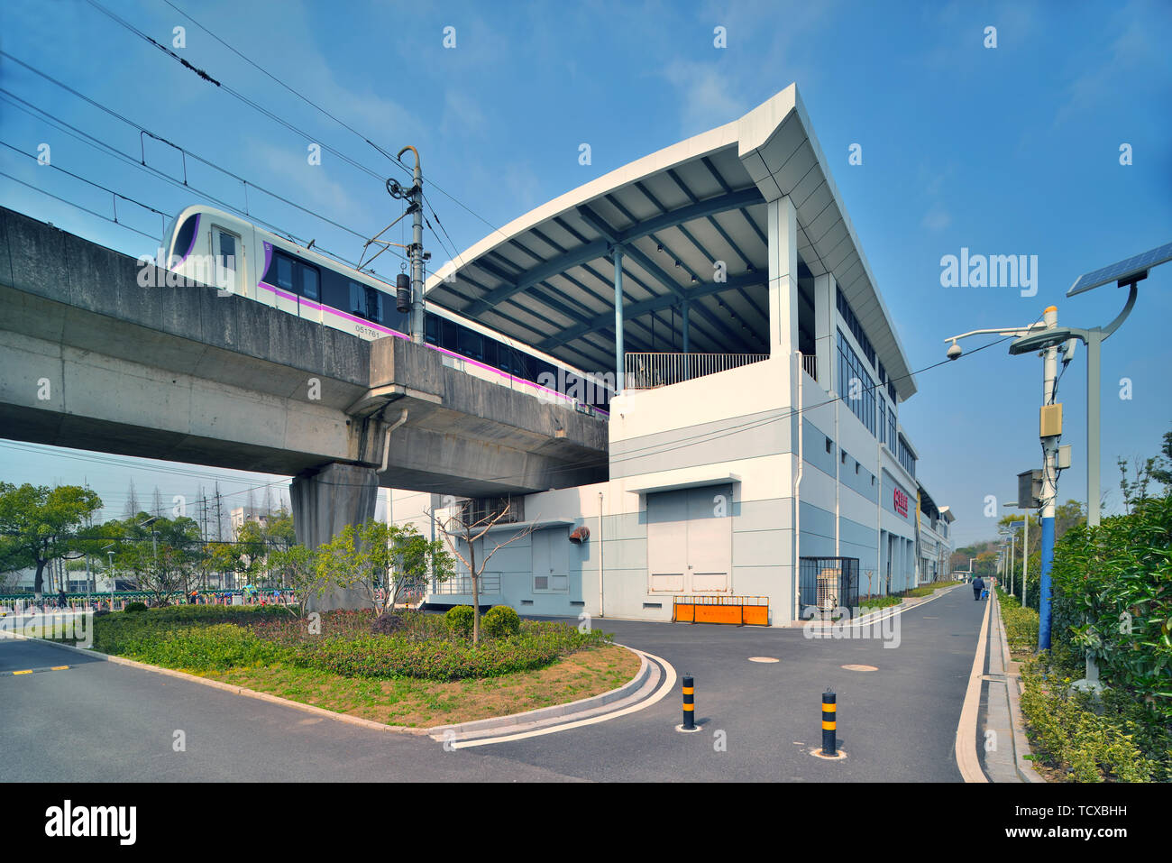 Shanghai Orbital Line 5 Stock Photo - Alamy