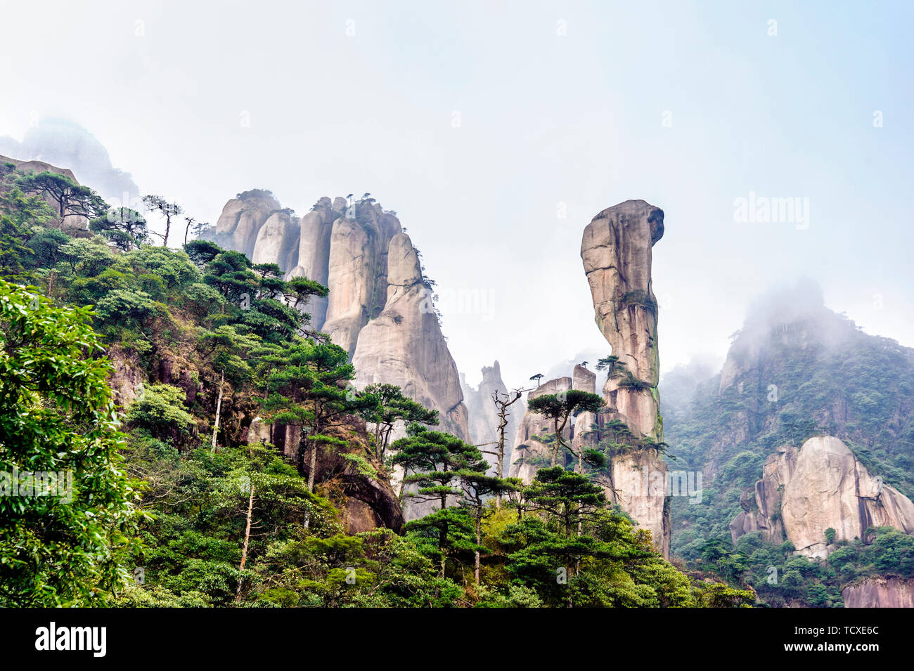 Sanqingshan hi-res stock photography and images - Alamy