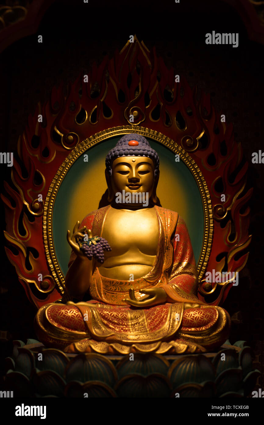 Statue sculpture sakyamuni religious tourism hi-res stock photography ...