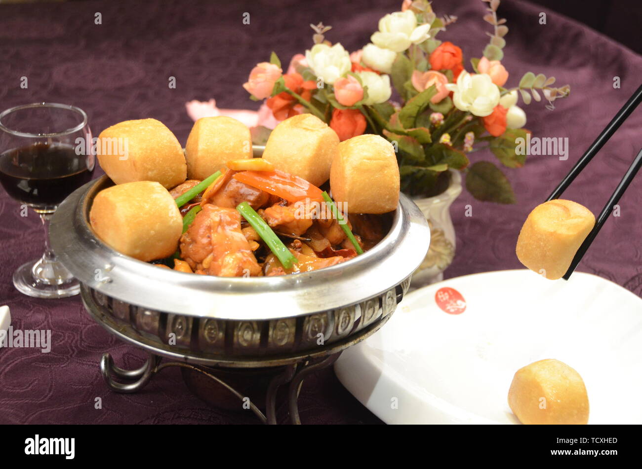 Traditional Chinese cuisine Stock Photo - Alamy