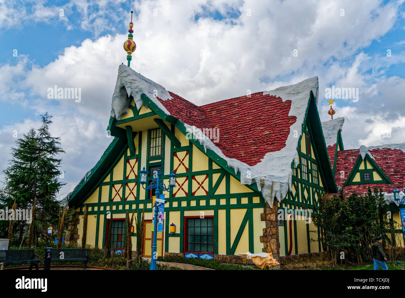 Shanghai Haichang Ocean Park Stock Photo - Alamy