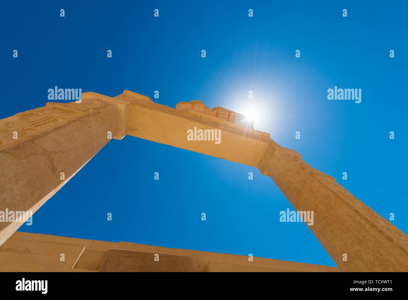 Egyptian temples, ancient buildings Stock Photo - Alamy