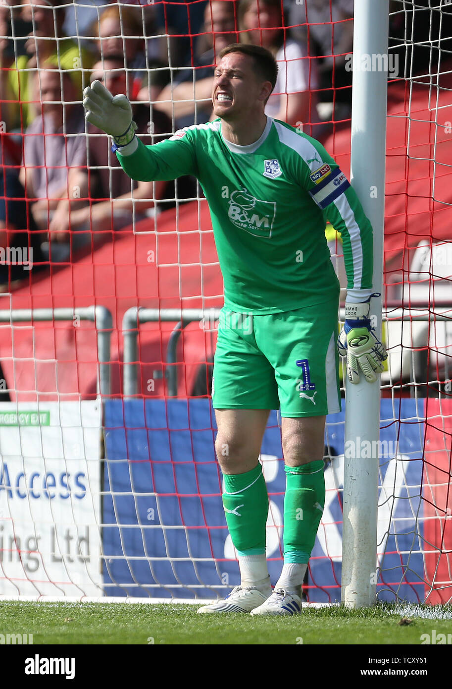 Tranmere Rovers goalkeeper Scott Davies Stock Photo - Alamy