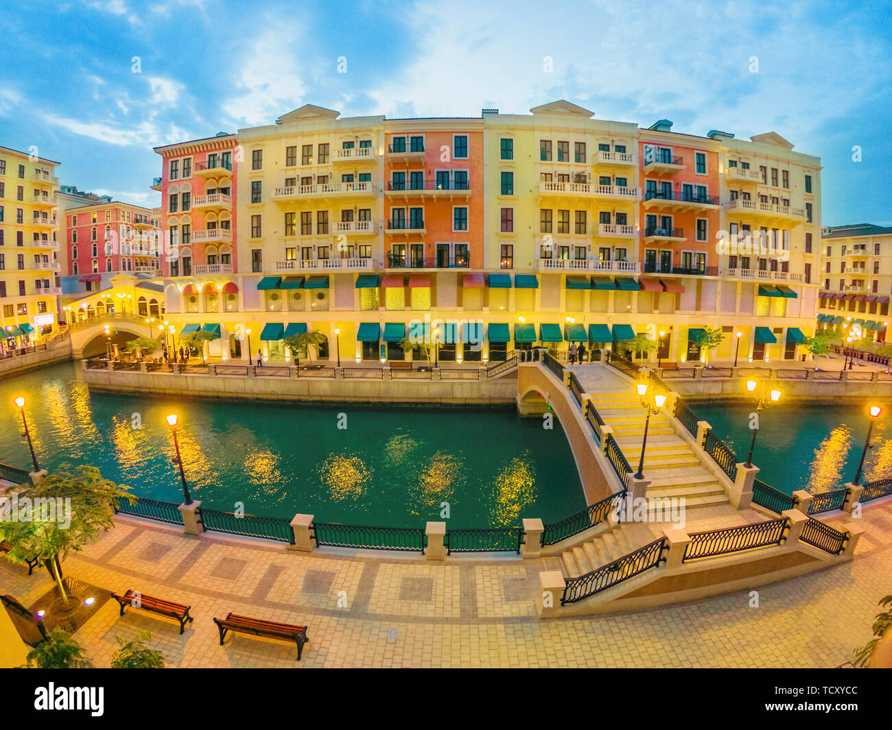 Doha bridges hi-res stock photography and images - Alamy