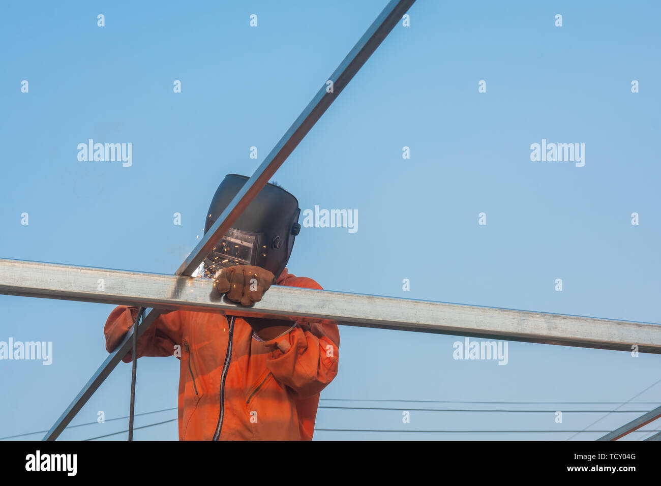 Steel roof join hi-res stock photography and images - Alamy