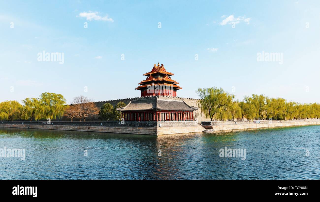 Skyscrapers and tourist buildings hi-res stock photography and images ...