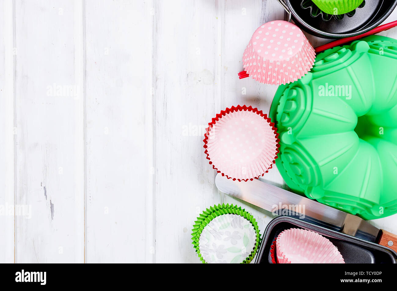 Basic kitchen tools and bakeware for Baking on white background ...