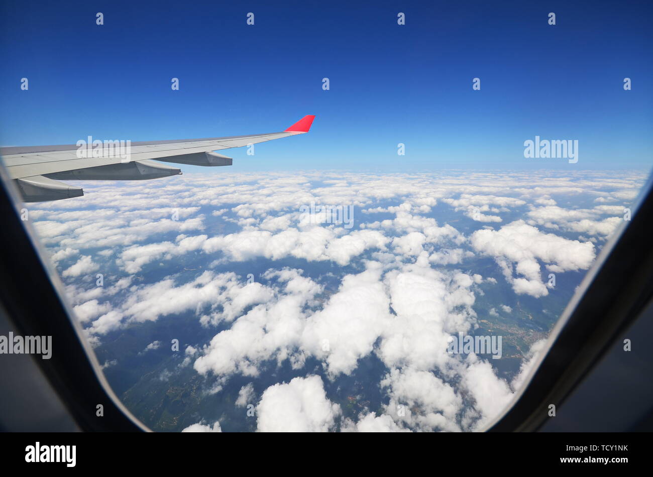 Civil airliner travel Stock Photo - Alamy