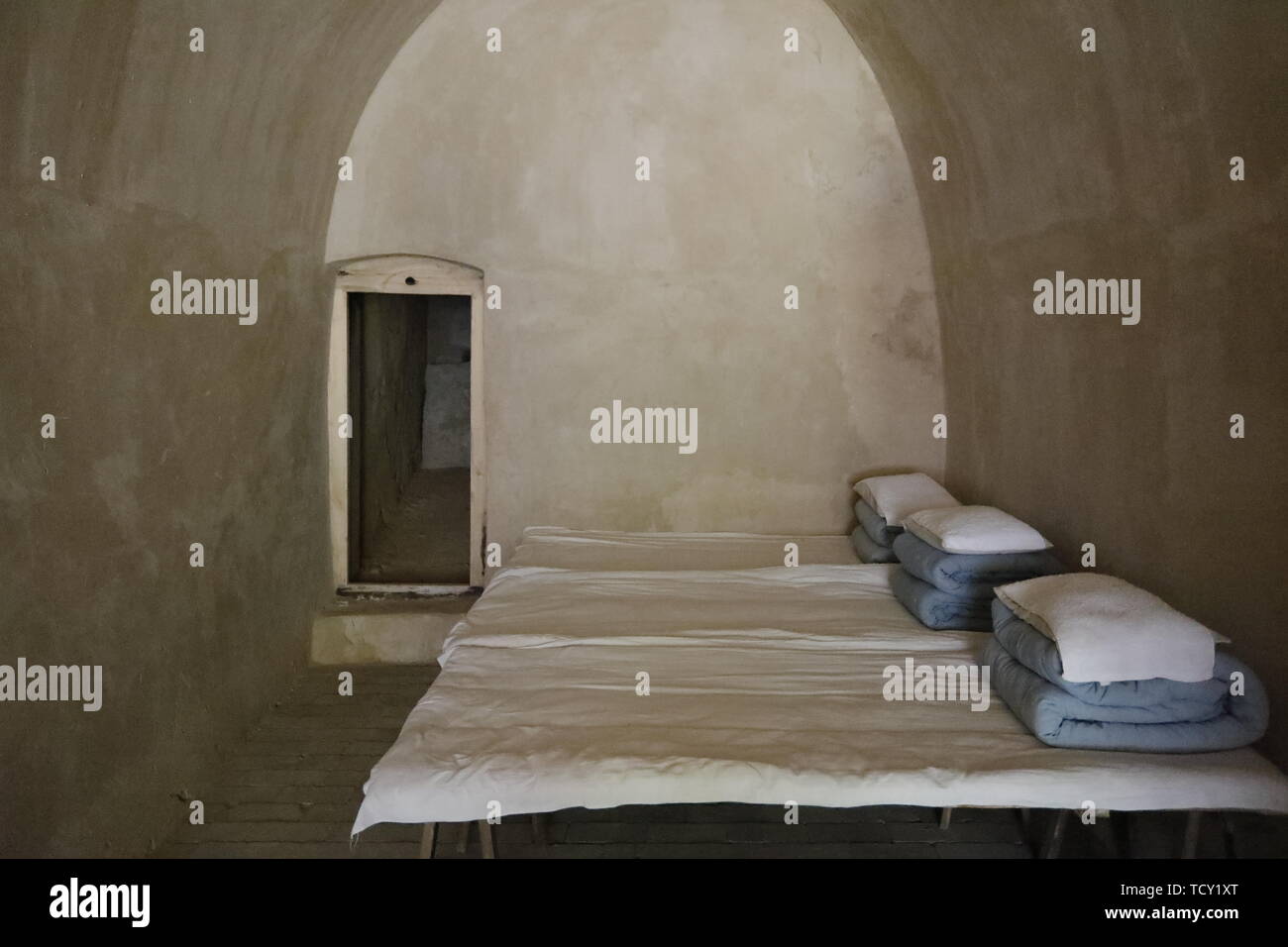Kiln doors hi-res stock photography and images - Alamy