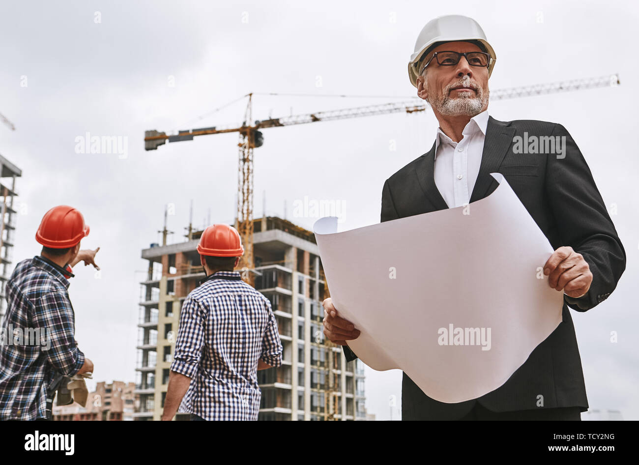 Building inspector hi-res stock photography and images - Alamy