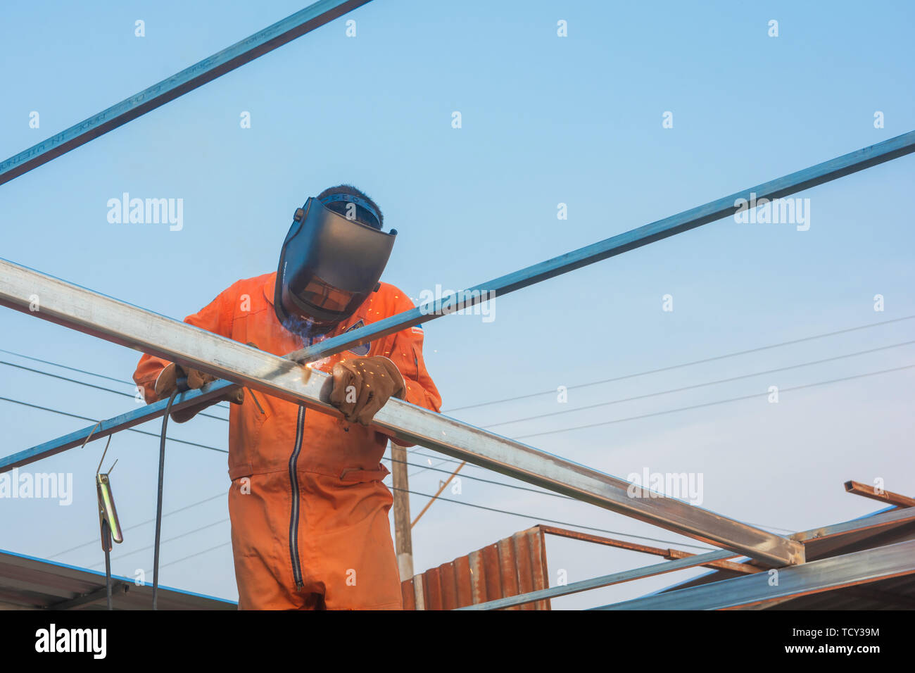 Steel roof join hi-res stock photography and images - Alamy