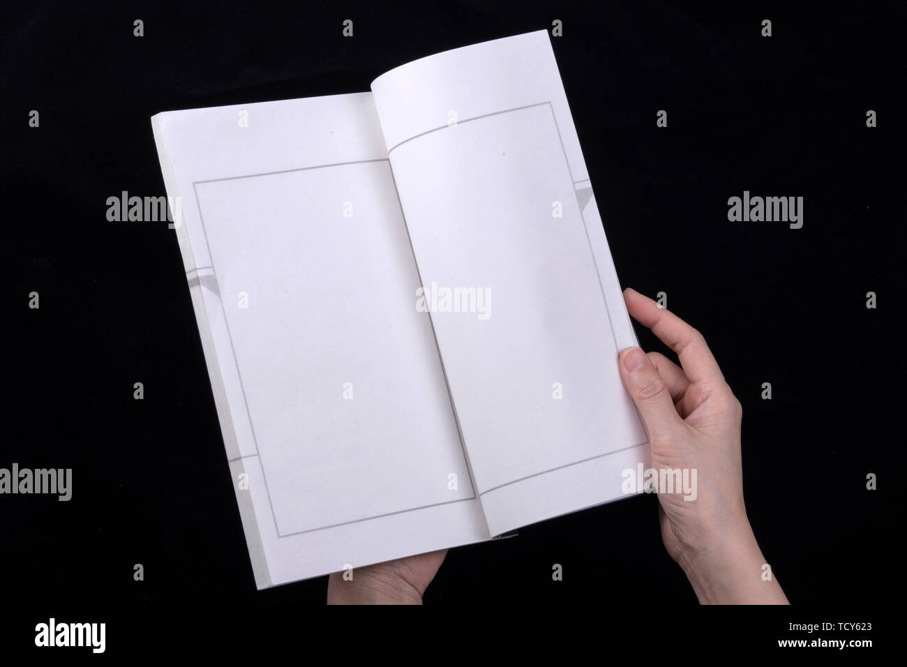 Rice paper books hi-res stock photography and images - Alamy