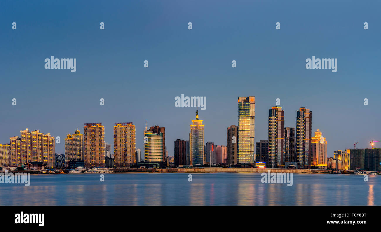 Ganjiang river hi-res stock photography and images - Alamy