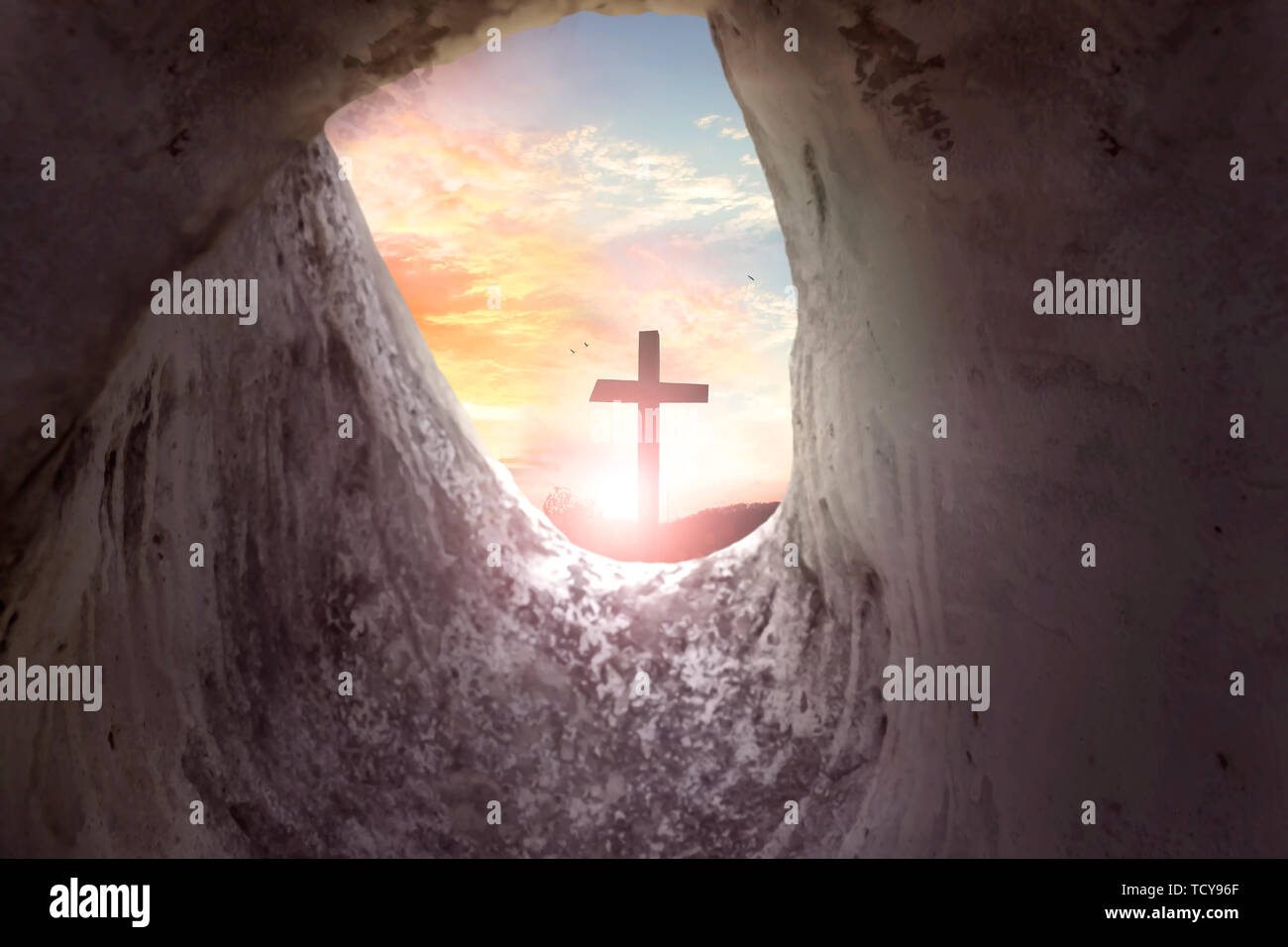 Empty tomb hi-res stock photography and images - Alamy