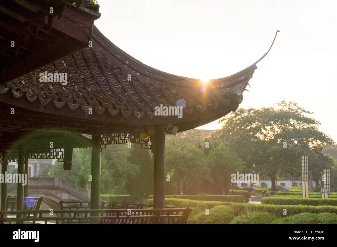 Archaic architecture hi-res stock photography and images - Alamy