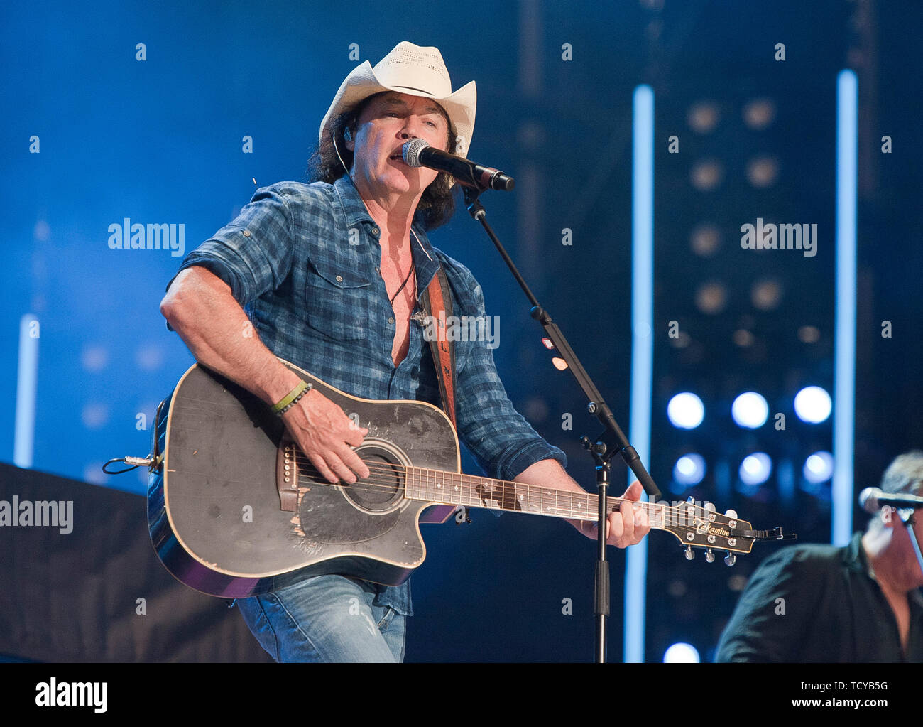 June 9, 2019 - Nashville, Tennessee; USA - Musician DAVID LEE MURPHY ...