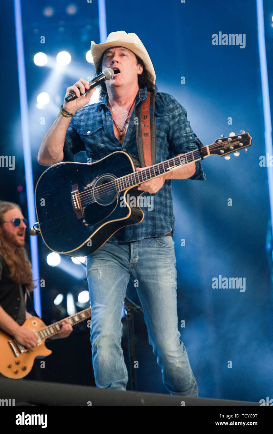 June 9, 2019 - Nashville, Tennessee; USA - Musician DAVID LEE MURPHY ...
