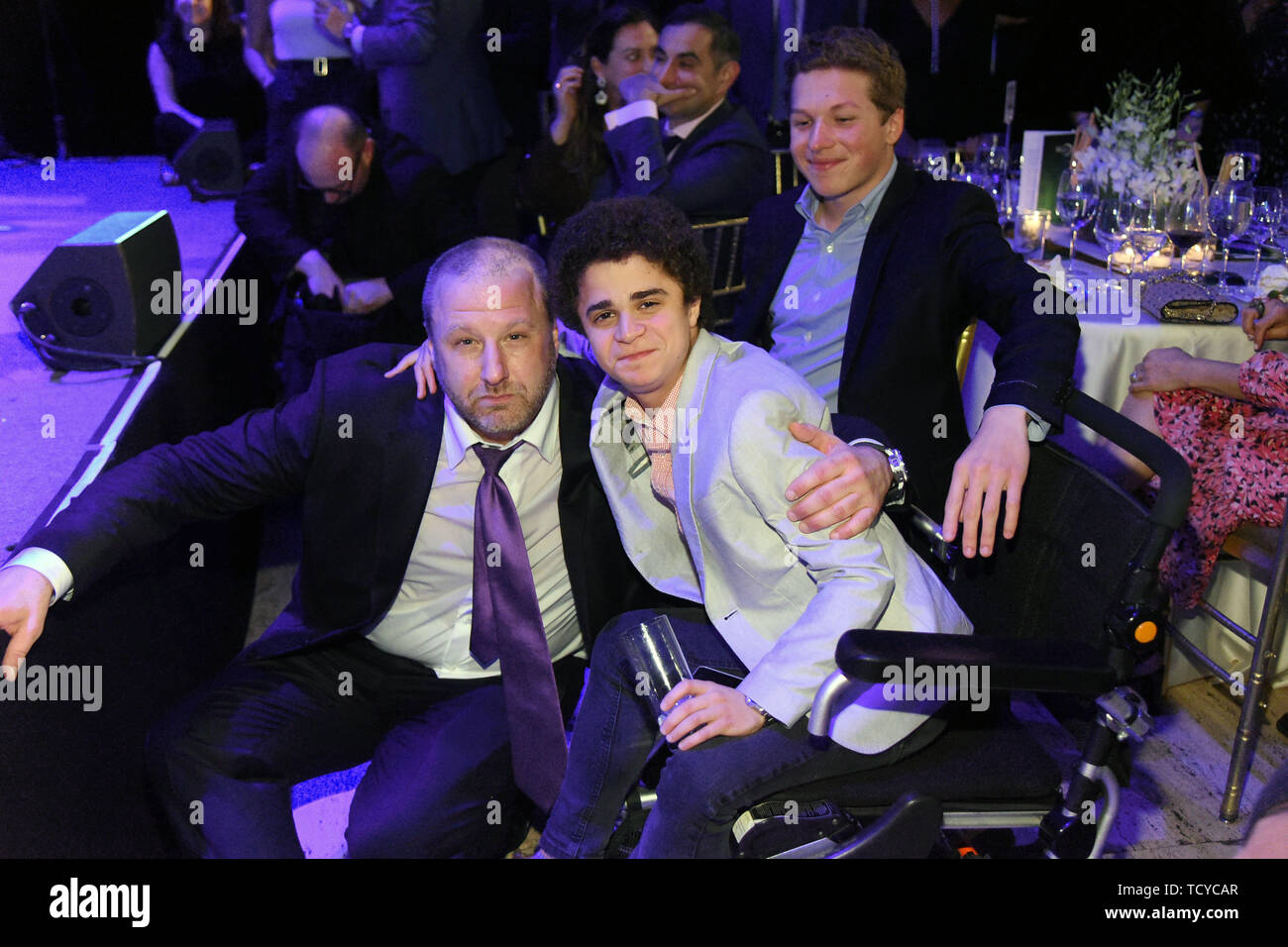 Singer Leon Bridges performs at Matt's Promise benefit in NYC Featuring ...