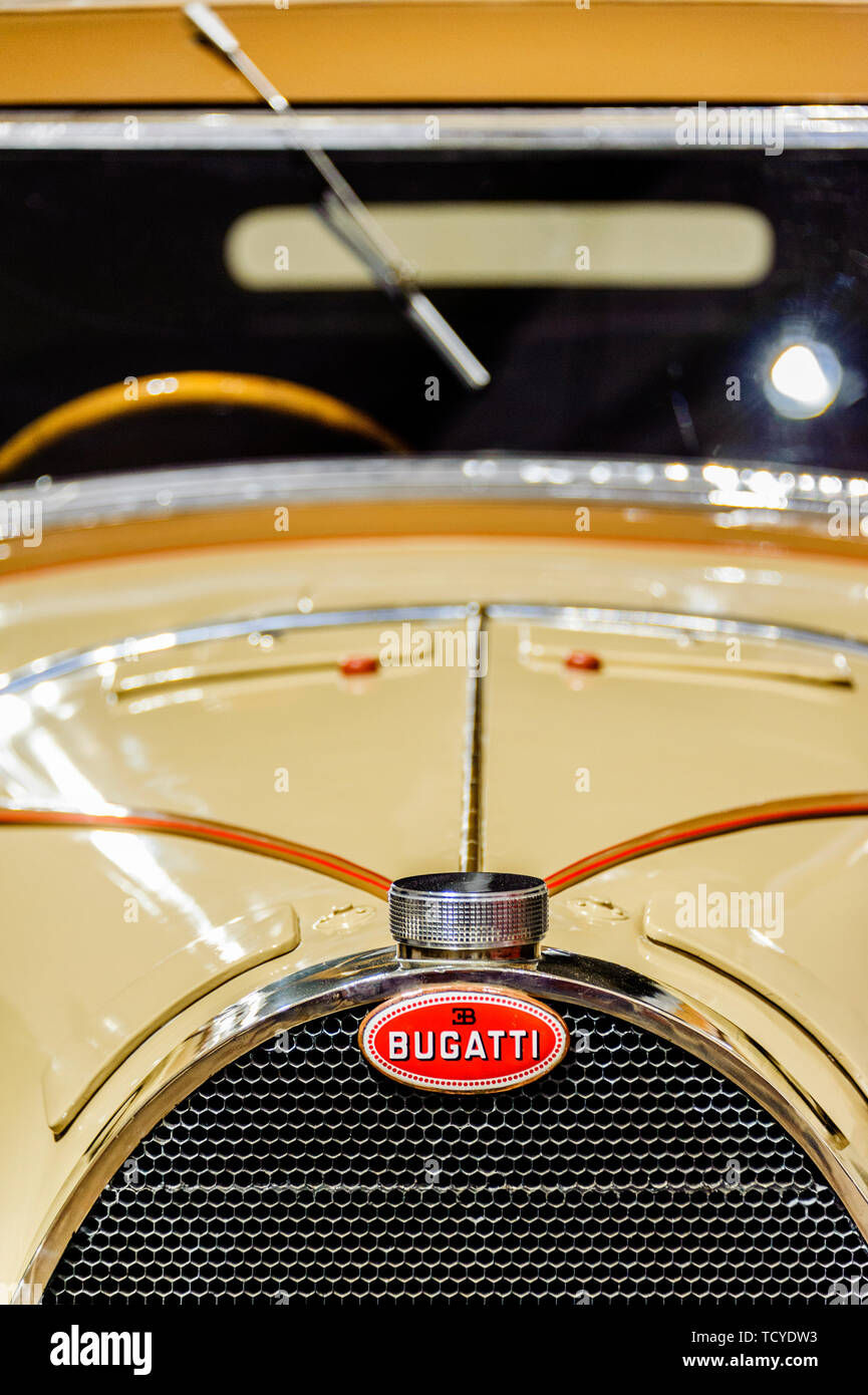 Bugatti sign hi-res stock photography and images - Alamy