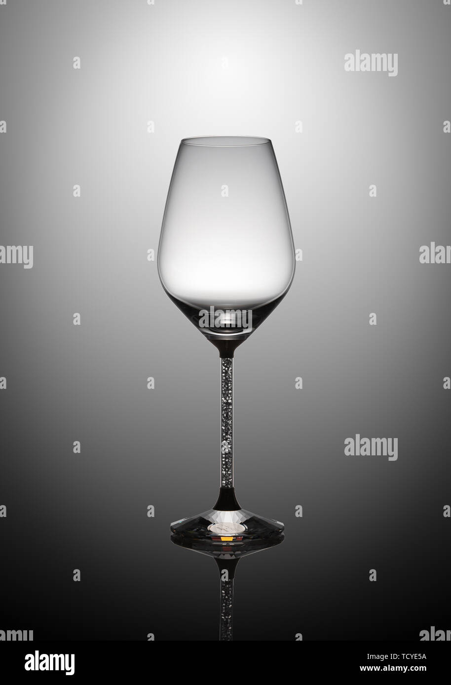 Crystal red wine glass Stock Photo - Alamy