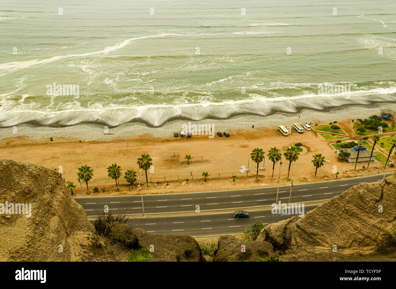 Lima peru beach hi-res stock photography and images - Alamy