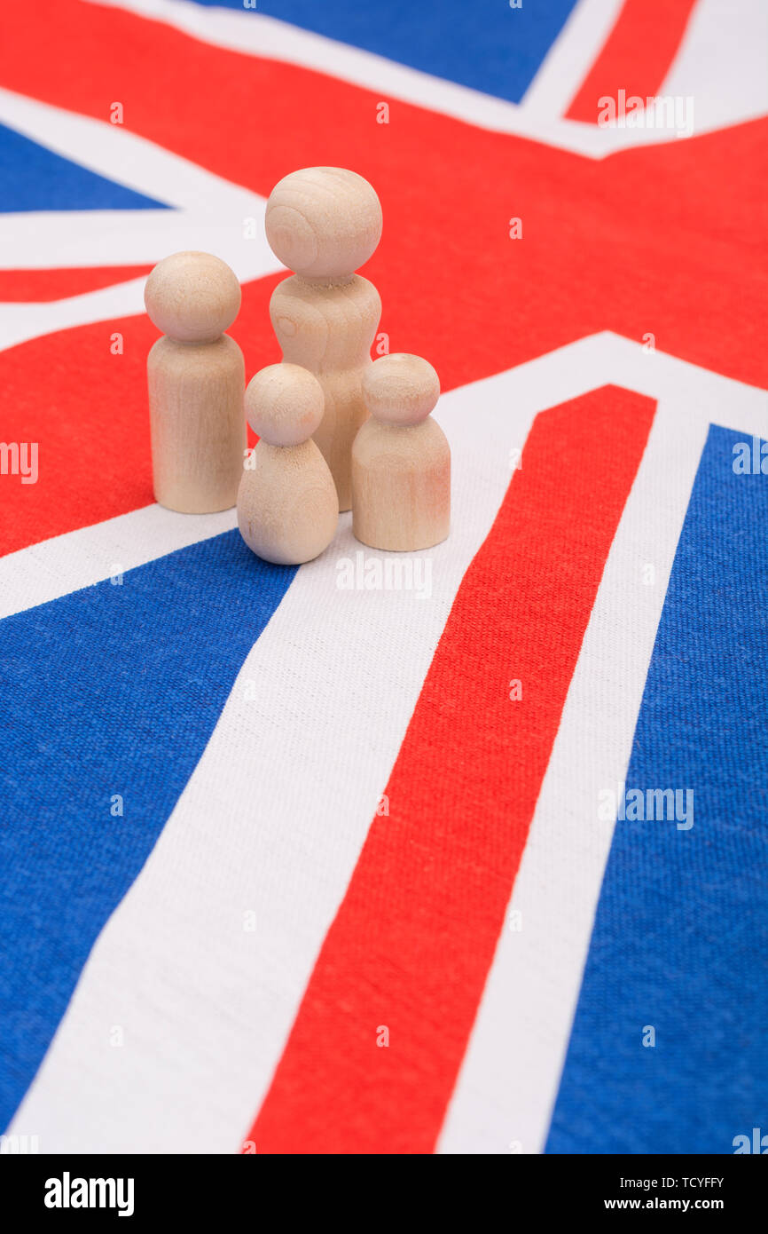 Uk nuclear family unit hi-res stock photography and images - Alamy