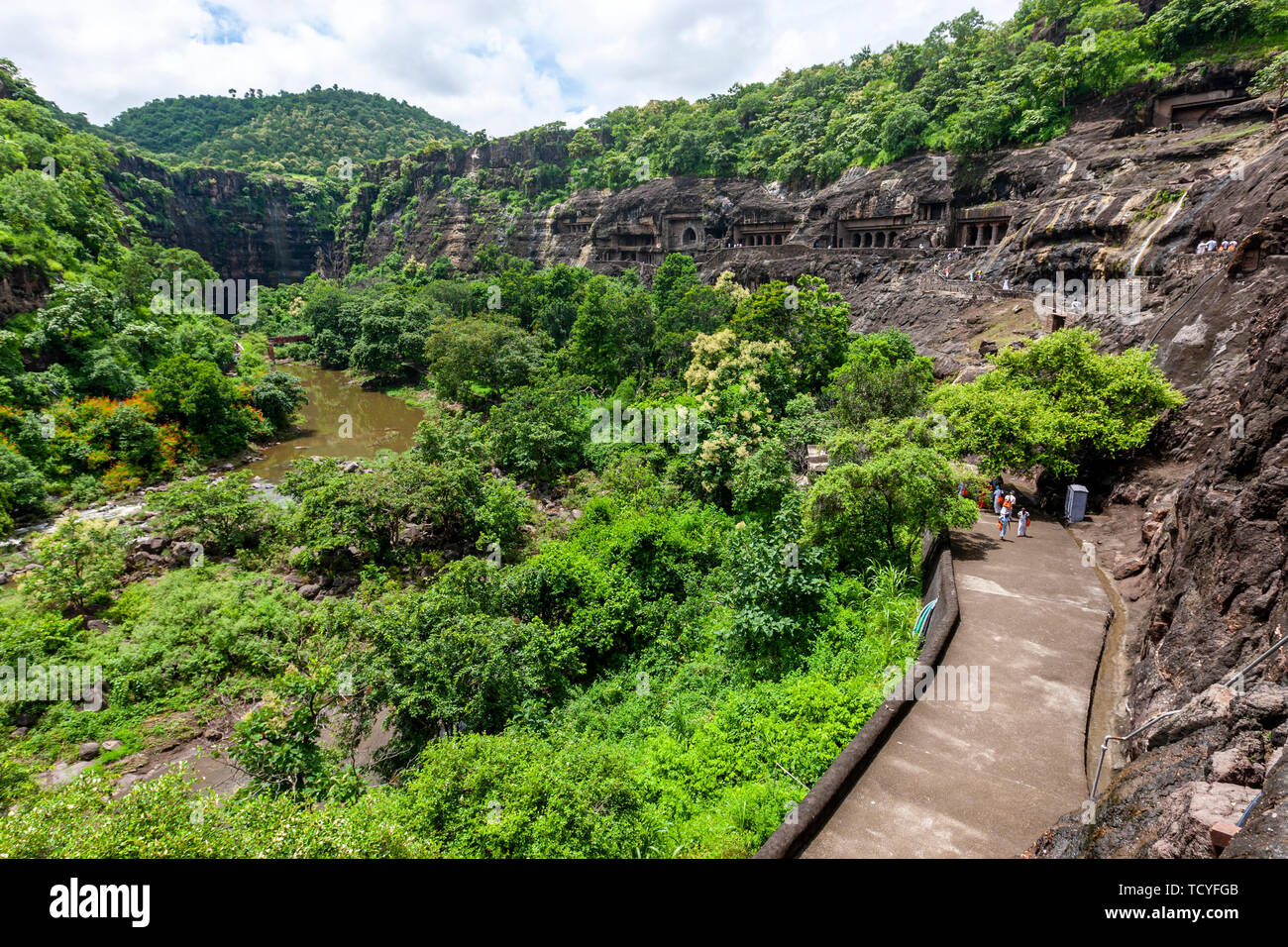 Caves ajanta aurangabad maharashtra hi-res stock photography and images ...