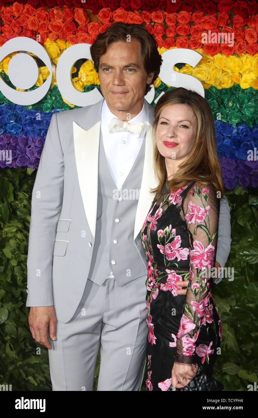 Kate arrington and michael shannon hi-res stock photography and images ...