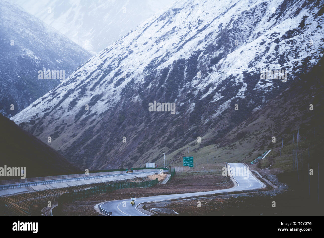 Tough roads hi-res stock photography and images - Alamy