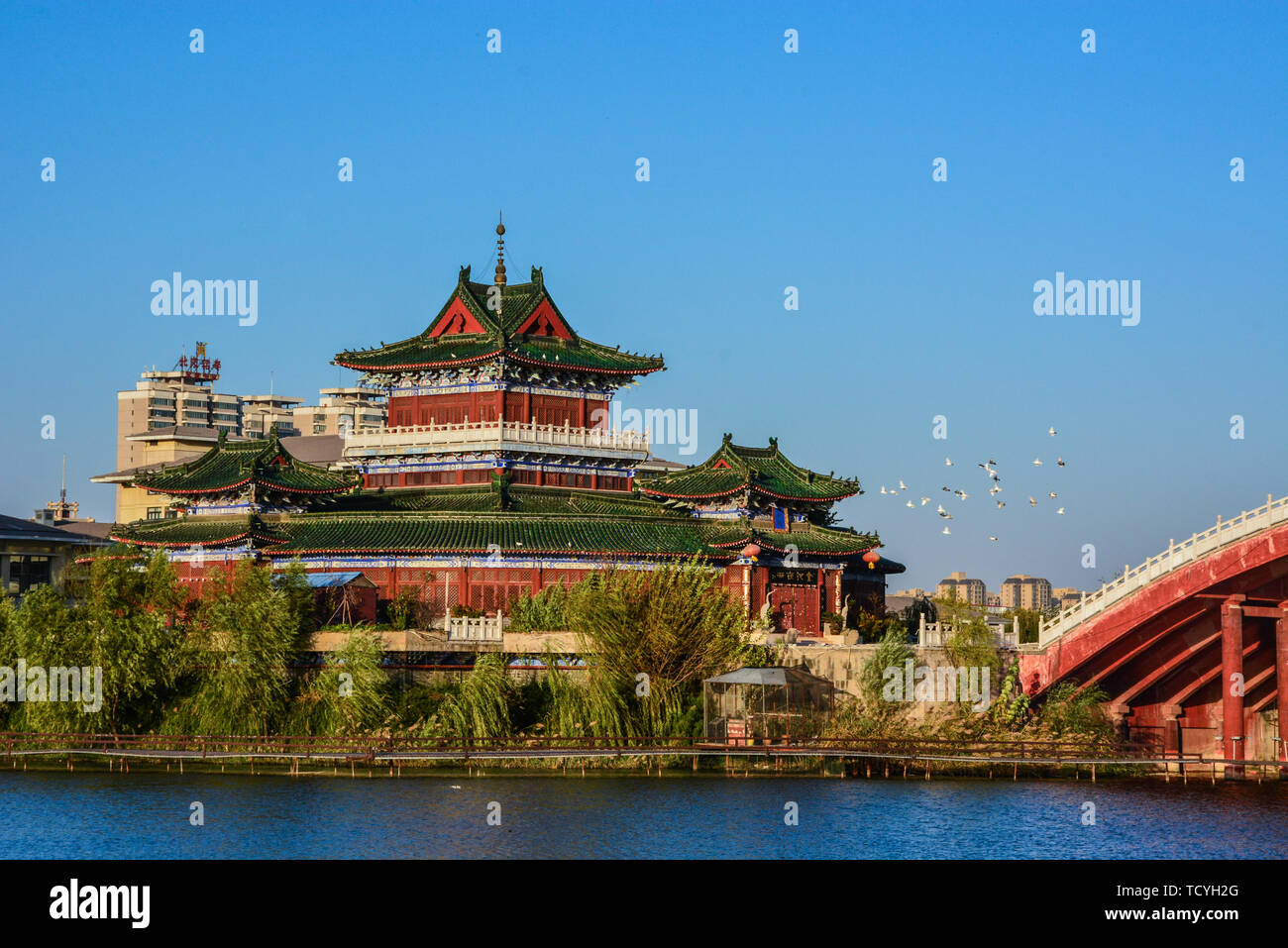 Kaifeng ancient city henan province hi-res stock photography and images ...