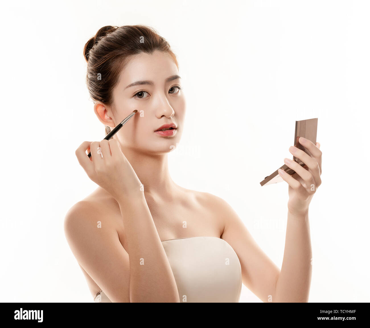 Makeup beauty in the shed Stock Photo - Alamy