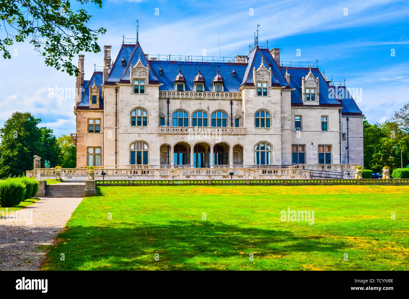 Old manor houses one hi-res stock photography and images - Alamy