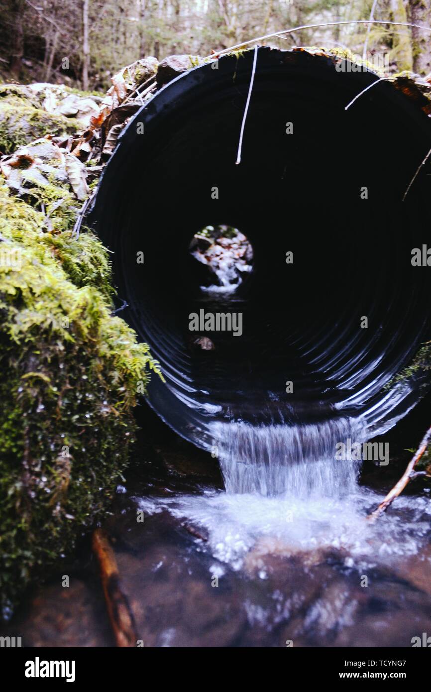 Big water pipe hi-res stock photography and images - Alamy