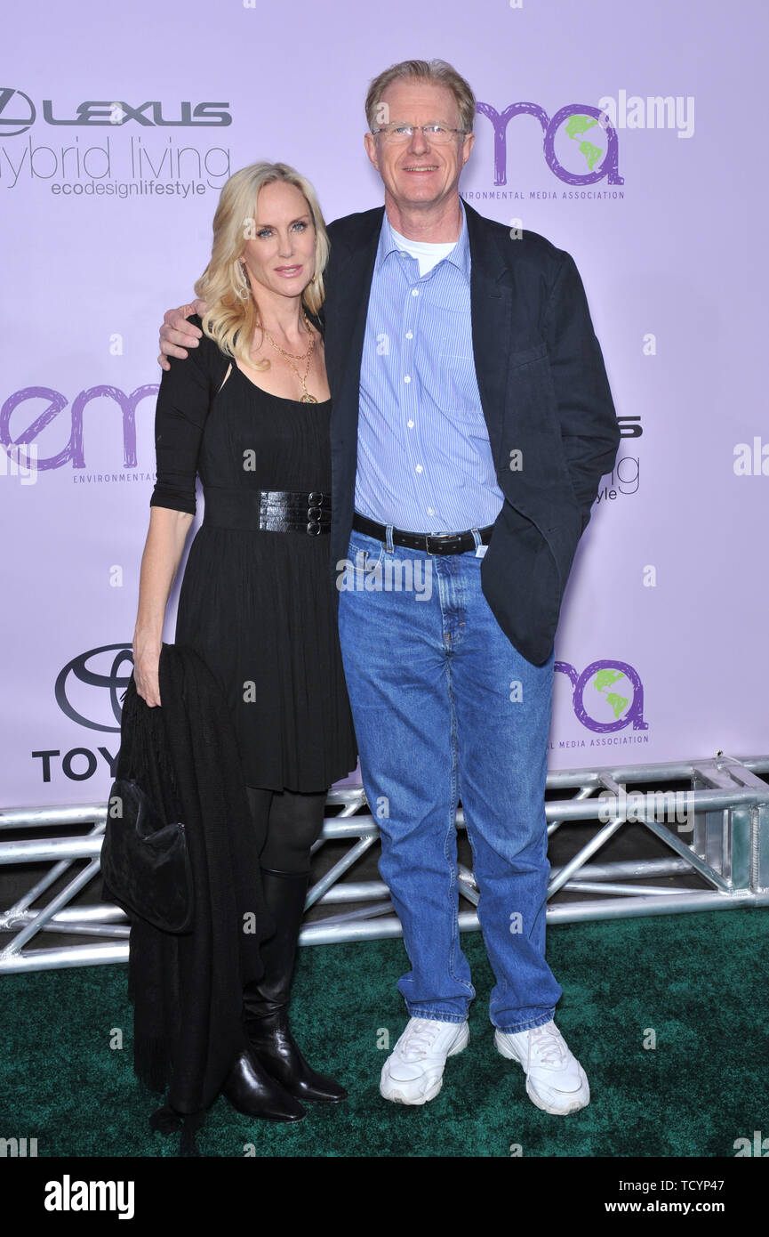 LOS ANGELES, CA. November 13, 2008: Ed Begley Jr & wife at the 18th ...