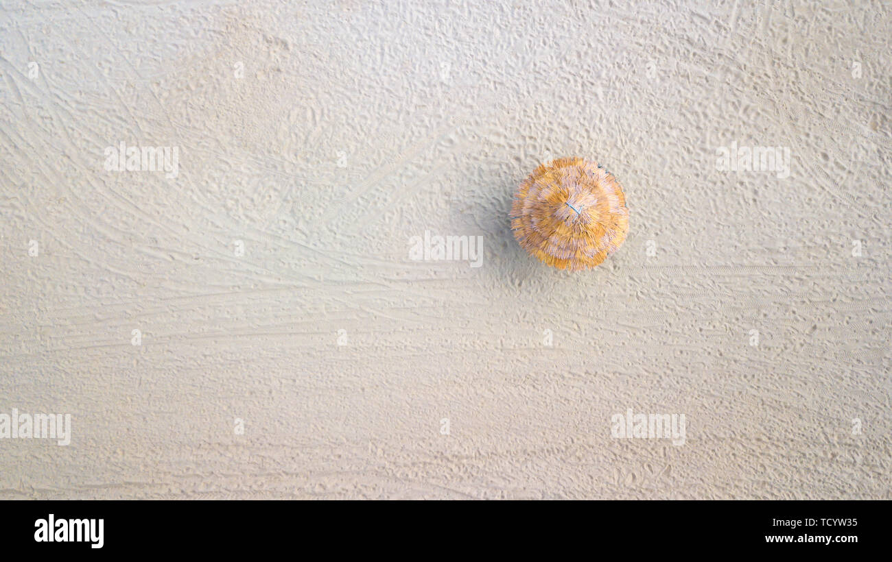 Beach backstage hi-res stock photography and images - Alamy