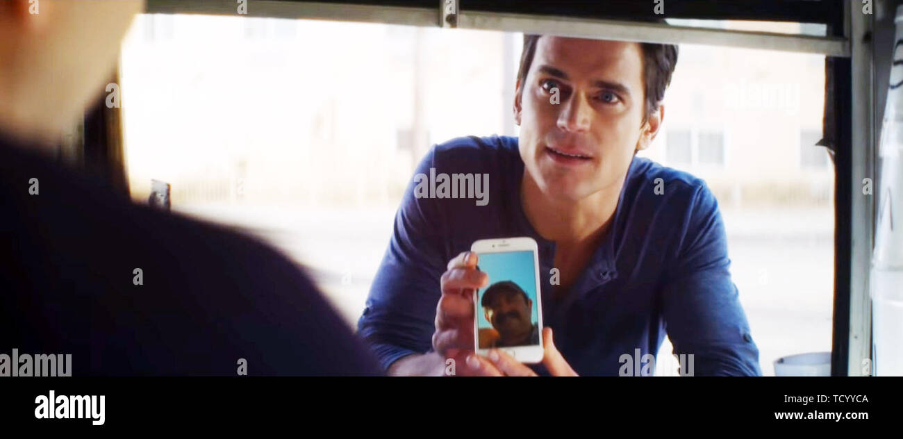 PAPI CHULO, Matt Bomer, Alejandro Patino (on phone), 2018. © Blue Fox ...