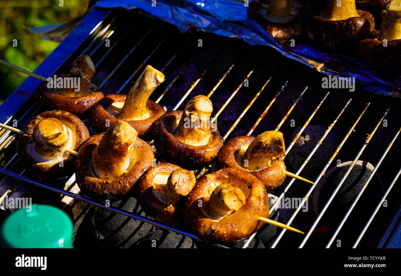 Roasted shiitake mushrooms Stock Photo - Alamy