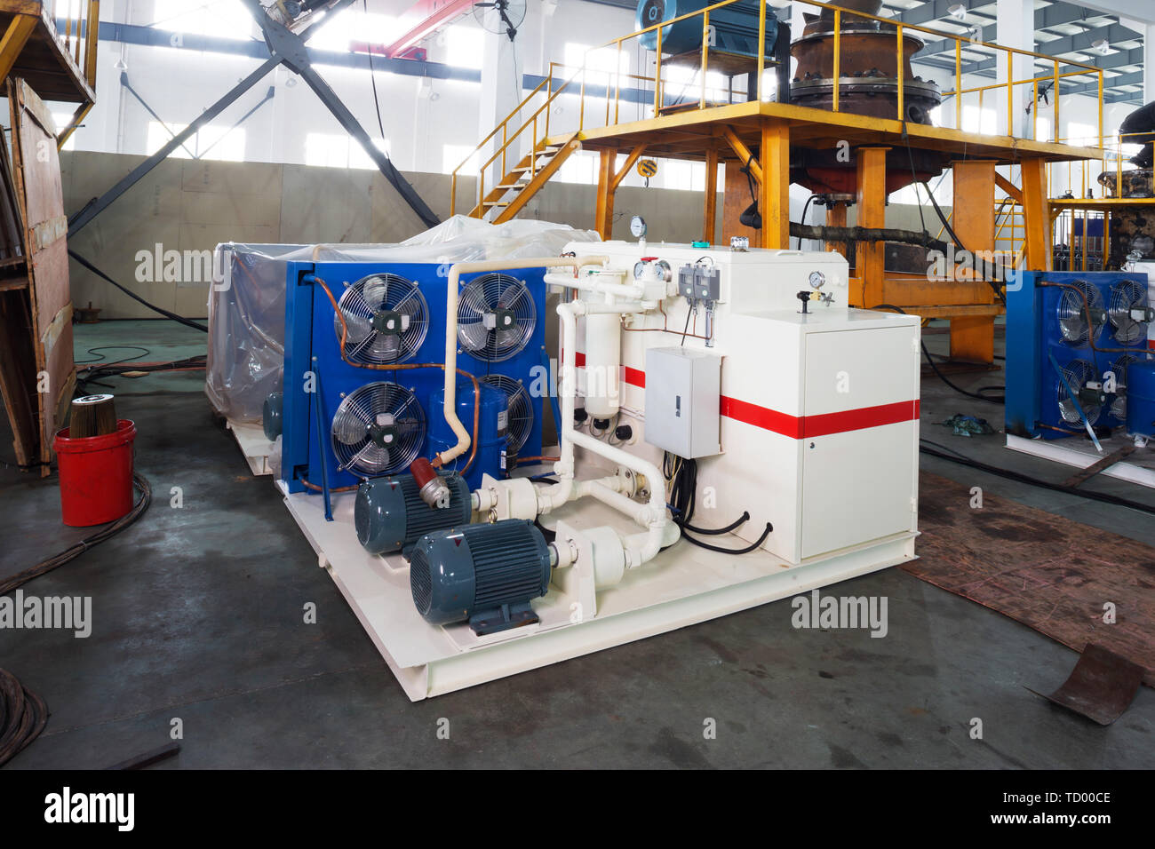 Modern mechanism factory interior Stock Photo - Alamy